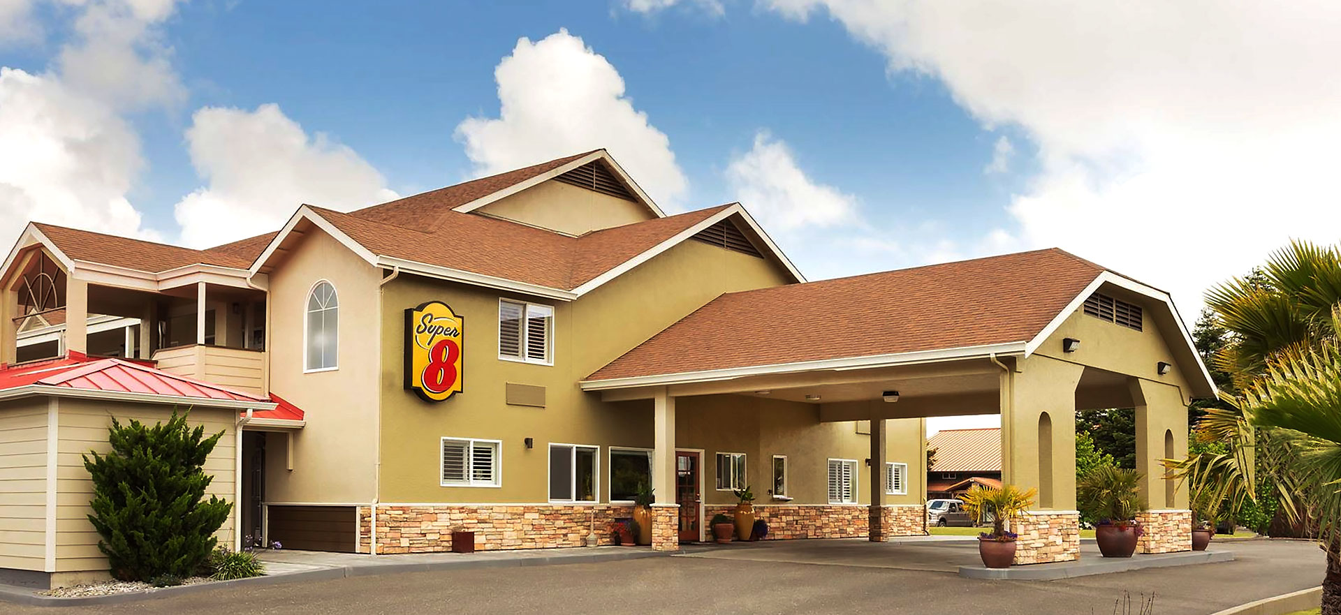 Hotels in Fortuna, CA | Super 8 by Wyndham